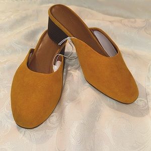 Universal Thread | Shoes | Universal Thread Avianna Mustard Mules With ...